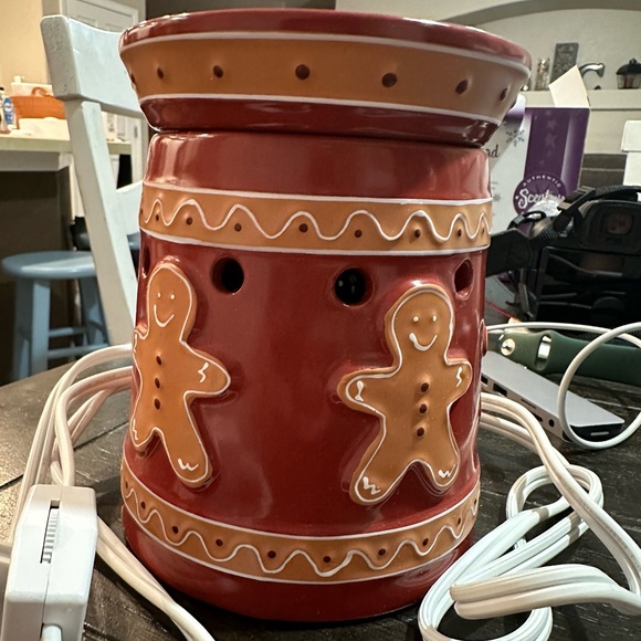 Scentsy | Holiday | Vintage Used Scentsy Gingerbread Full Sized Wax ...
